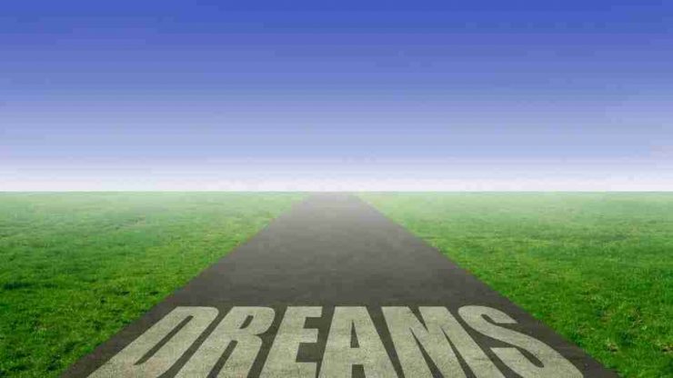 15 Types of Dreams Explained (with 15 Common Dream Themes!)