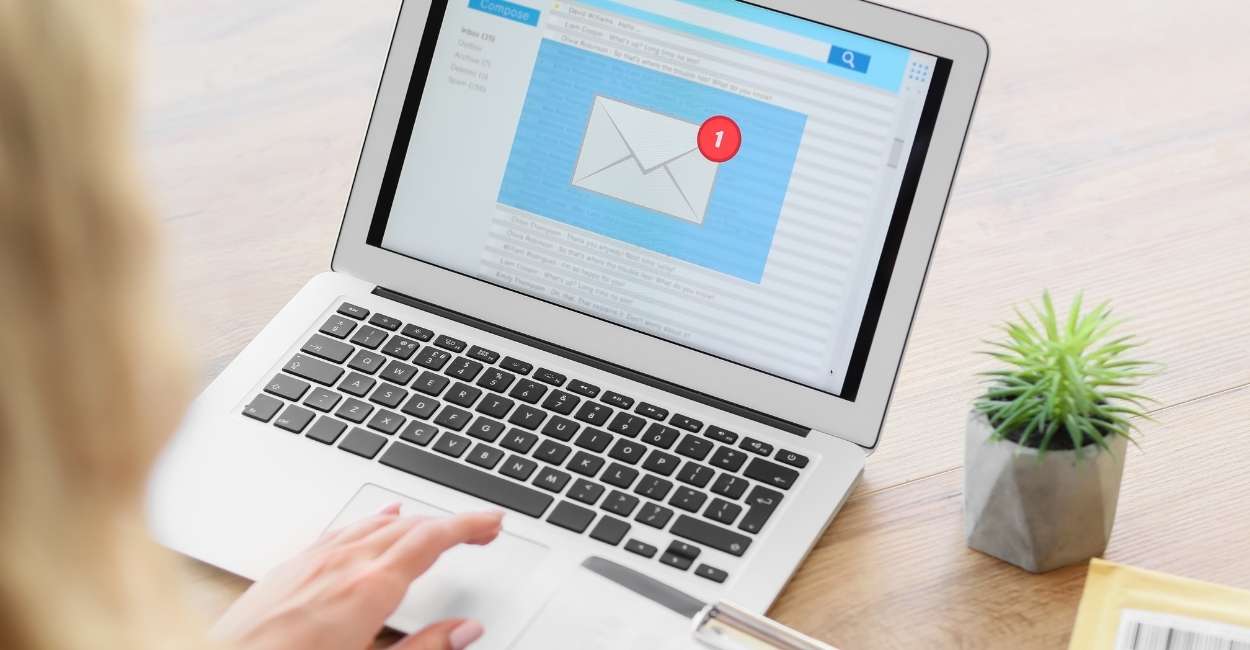 Dream of Receiving a Check in the Mail – You Should Be Careful With the ...